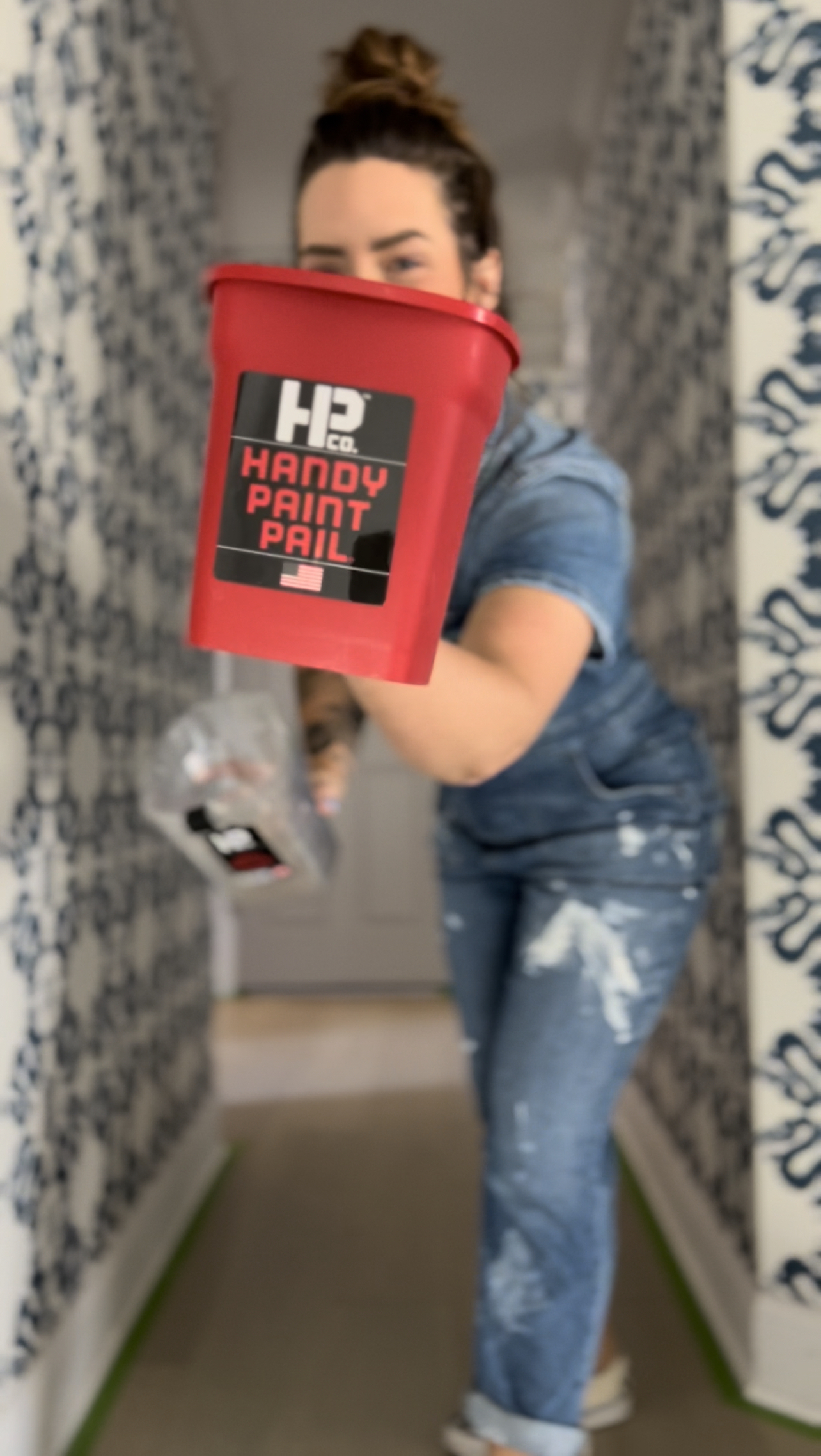 Painting with Handy Paint Pail! - Cass Makes Home